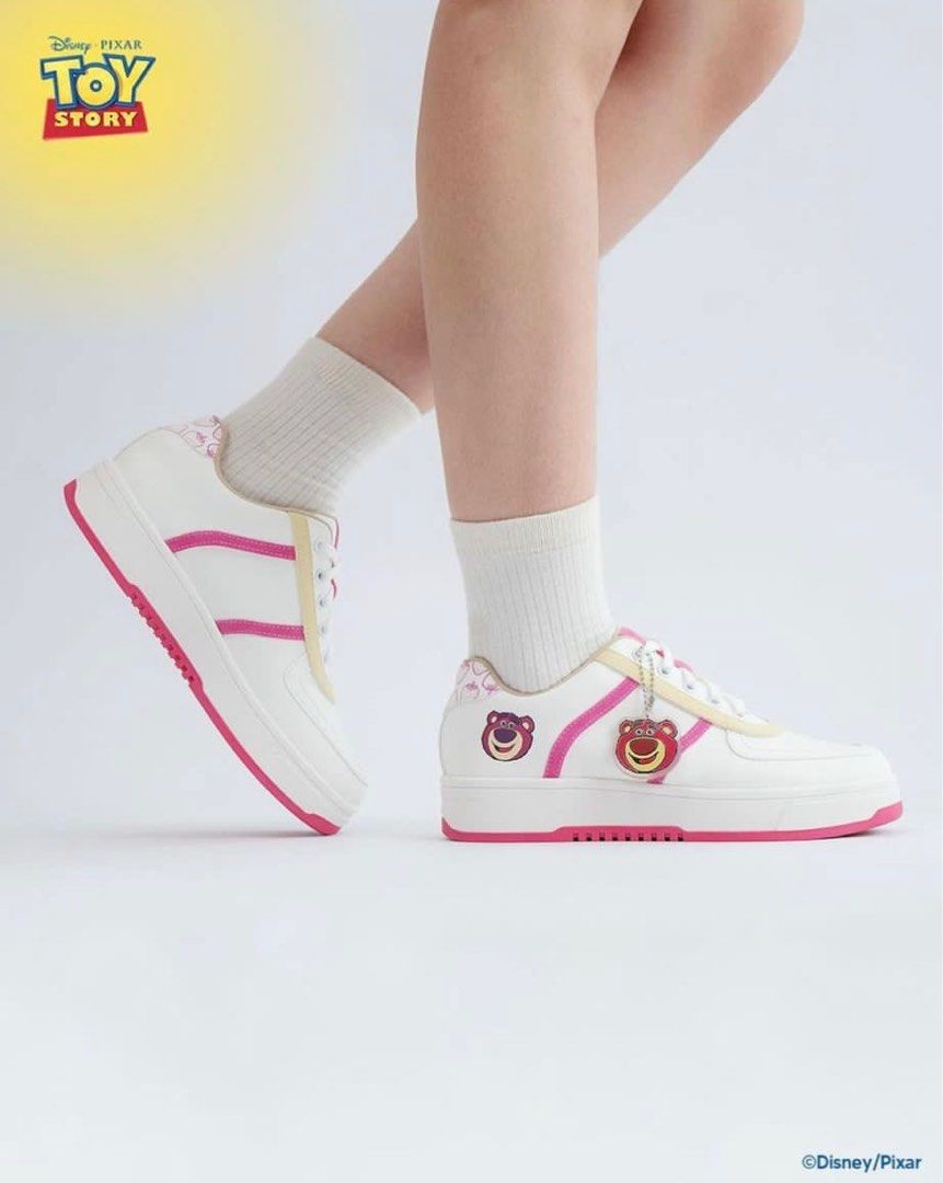 (LIMITED EDITION) LOTSO Strawberry Kronikel x Toy Story sneakers/shoes ...