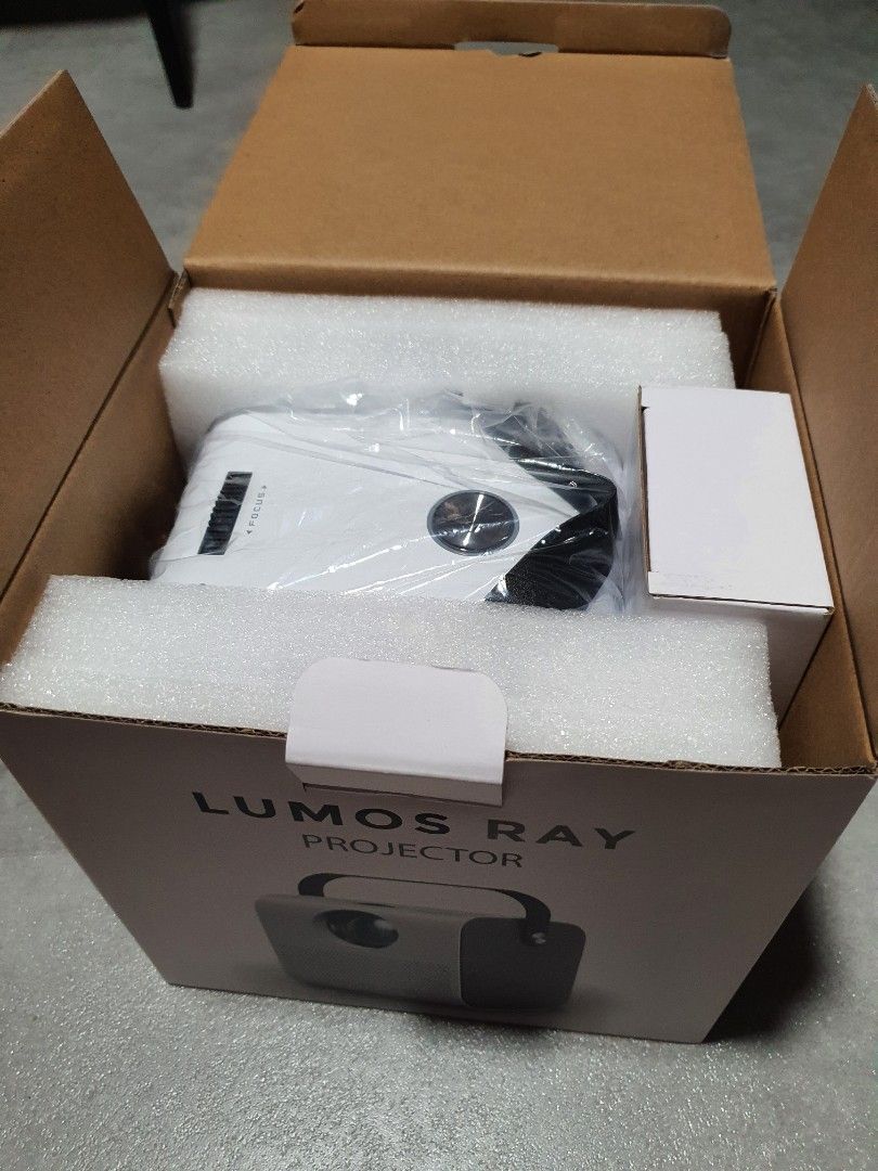 LUMOS Ray SMART Short Throw Projector (NETFLIX YOUTUBE), TV & Home ...