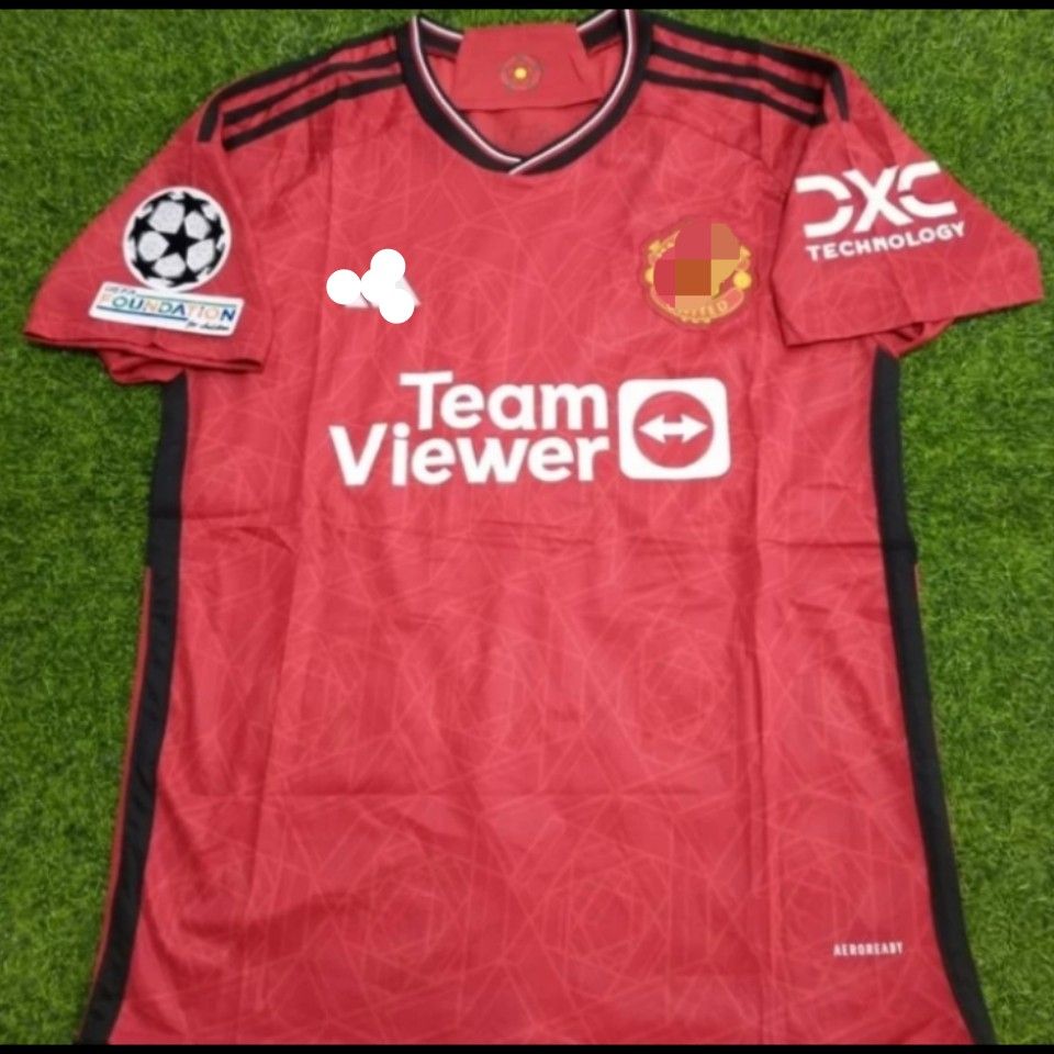 Manchester United home Jersey 23/24 fans issue+2 ucl patches, Men's Fashion, Activewear on Carousell