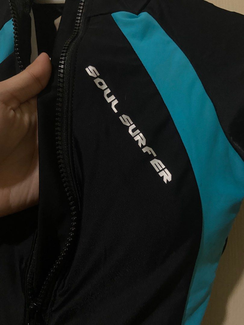 Misfit Rash Guard Surfer Suit Zip Up on Carousell