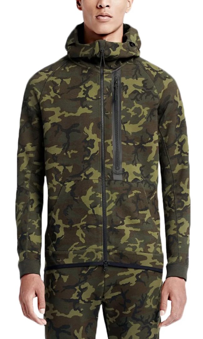 NIKE CAMOUFLAGE TECH FLEECE CAPE JACKET (RED TAG) on Carousell