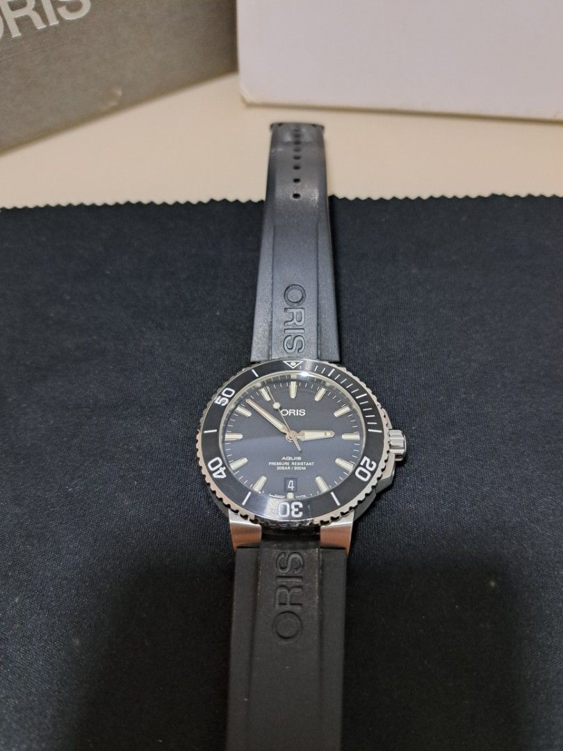Oris Aquis, Luxury, Watches on Carousell