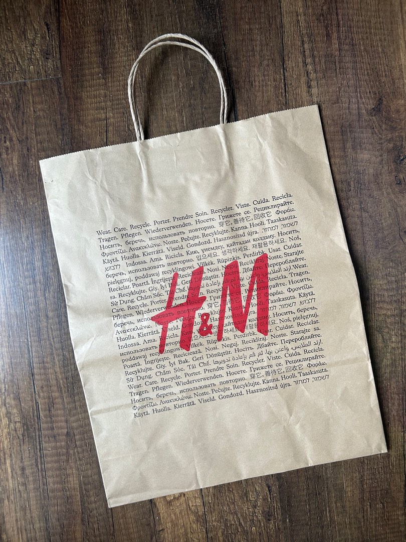 Paper Bag H&M, Serba Serbi, Others di Carousell