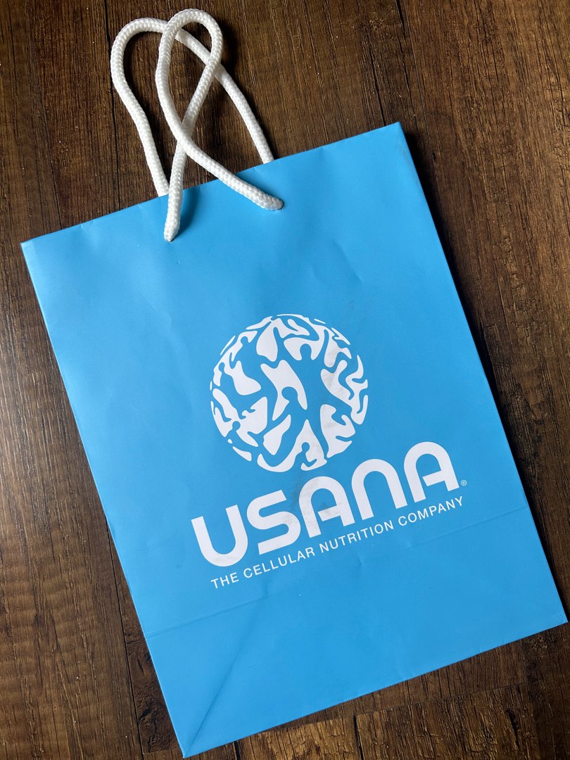 Paper Bag Usana, Serba Serbi, Others di Carousell