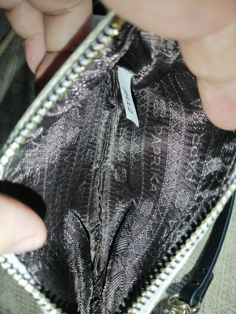 paprika map coinpurse on Carousell