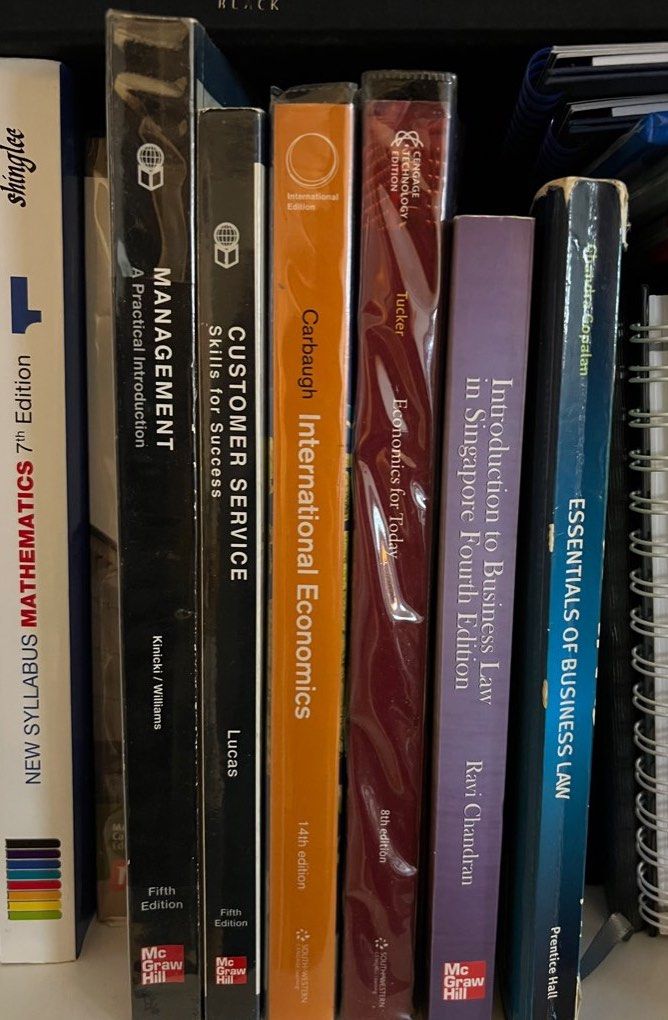 Poly / Uni Econs Textbooks , Hobbies & Toys, Books & Magazines, Textbooks on Carousell