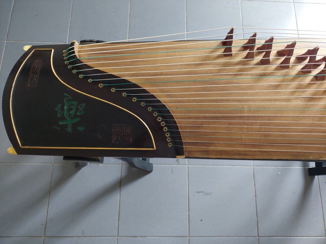 Qu Cheng alat musik tradisional, Musik & Media, Alat di Carousell