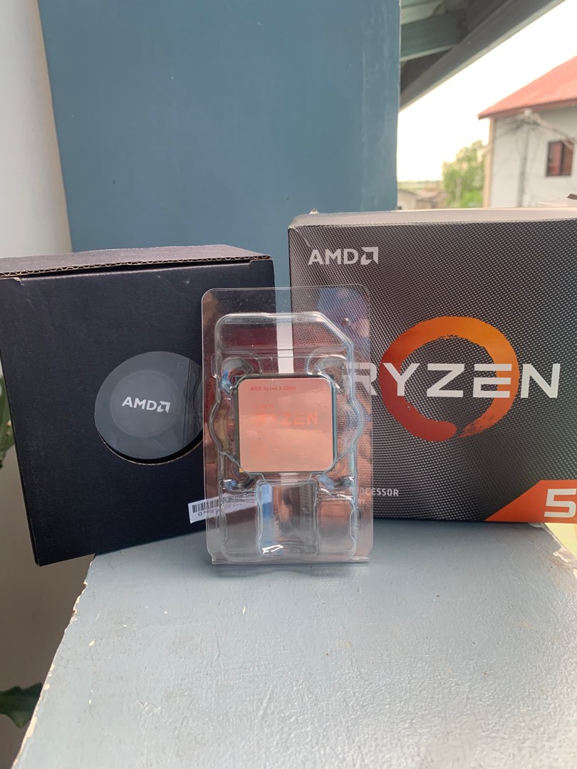 Ryzen 3 3200G with Stock Fan and Box (negotiable), Computers & Tech ...