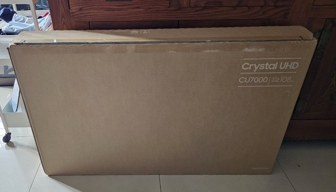 Samsung 43" Crystal UHD 4K CU7000, TV & Home Appliances, TV ...