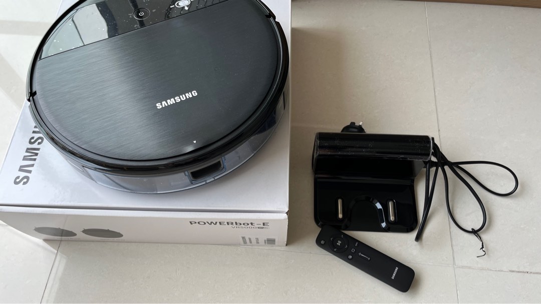 Samsung Powerbot-E VR5000, TV & Home Appliances, Vacuum Cleaner ...