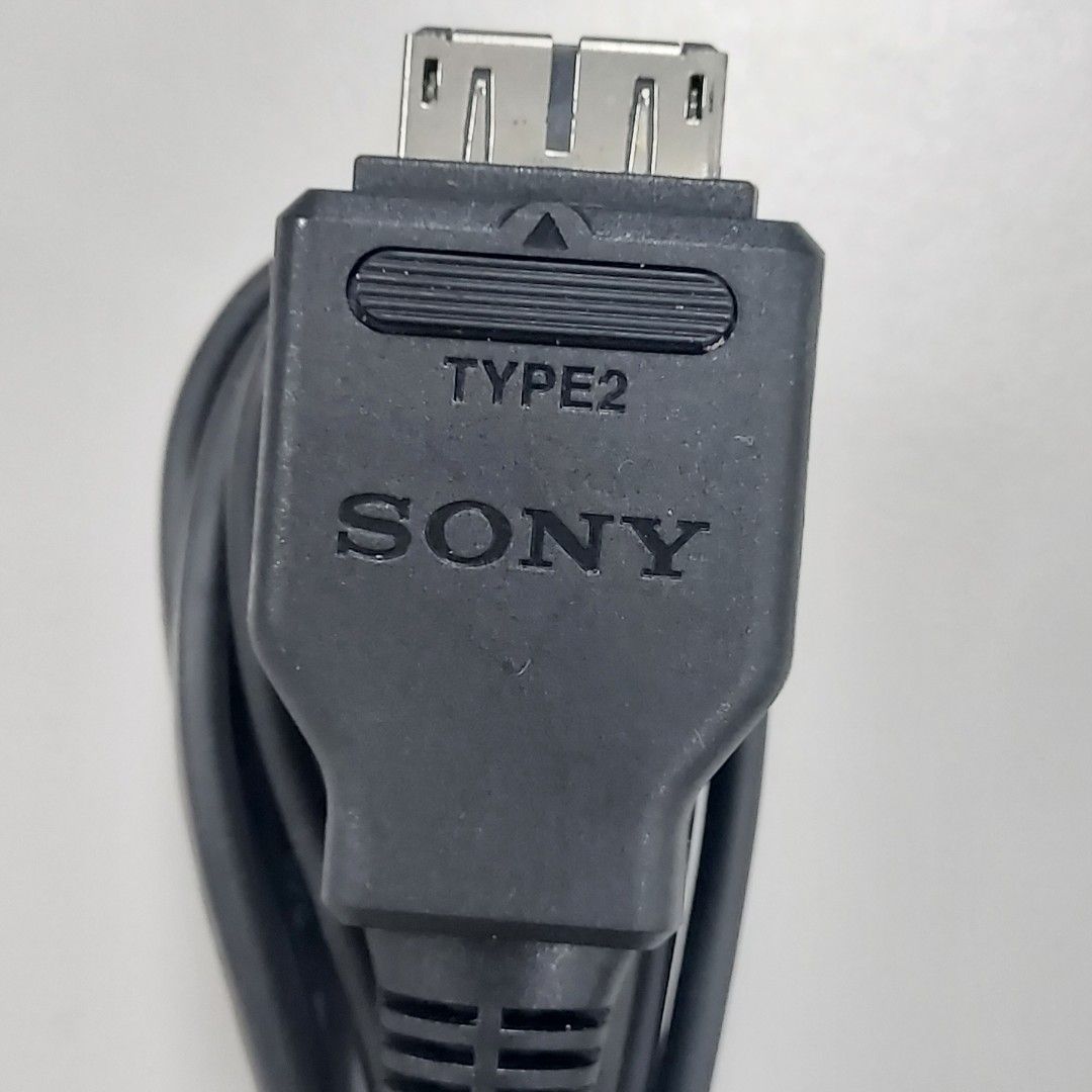 Sony 相機Type 2 傳輸線 VMC-MHC2, 相機攝影, 相機在旋轉拍賣