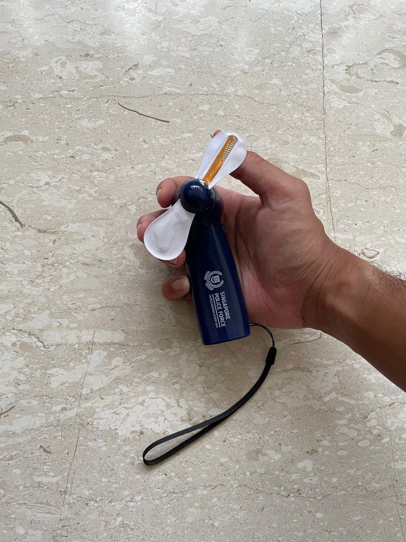 SPF Singapore Police Force 'Holographic Fan' Merchandise (Upon Purchase ...