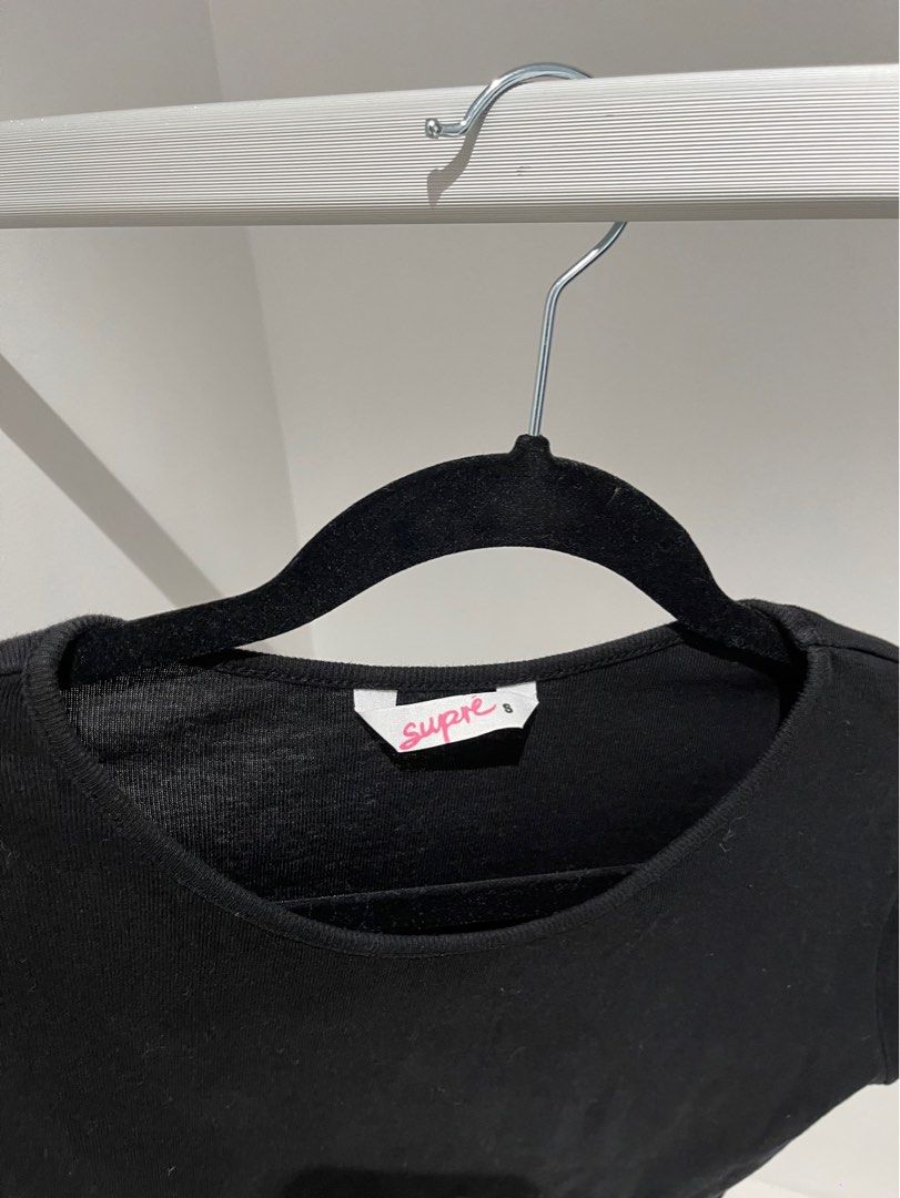 supre basic black cropped top on Carousell
