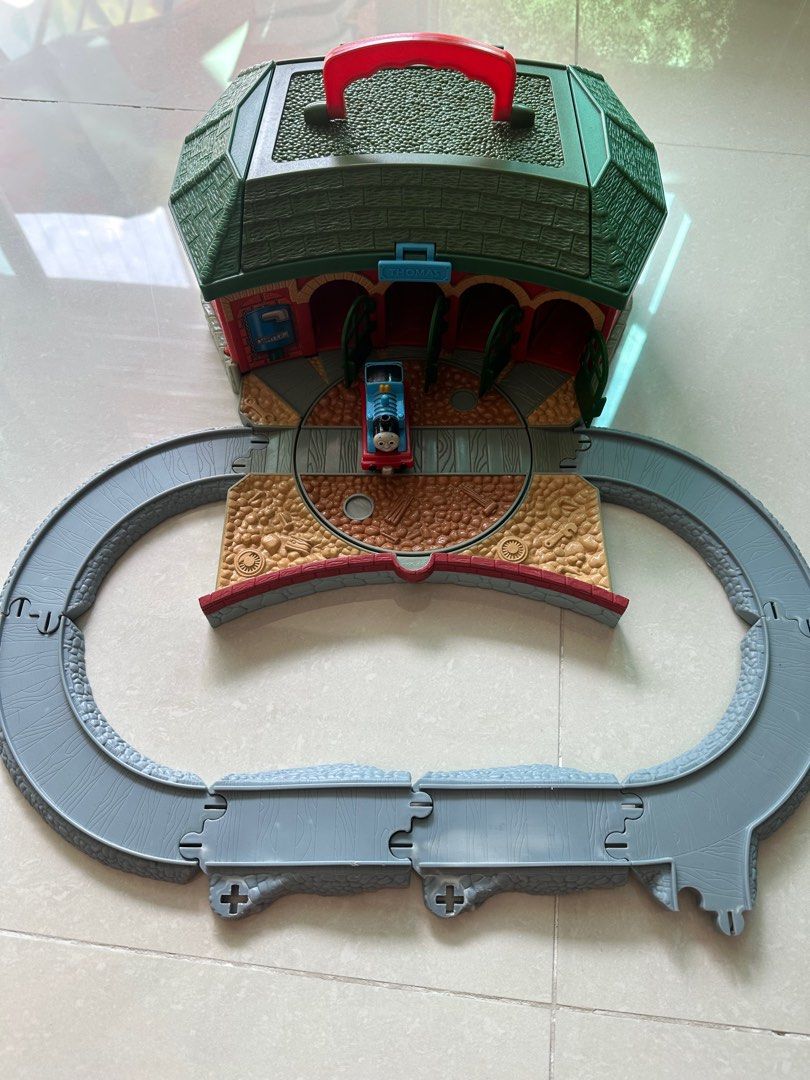 Thomas & friends Roundhouse Playset, Hobbies & Toys, Toys & Games on ...