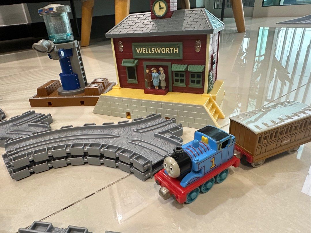 Thomas & friends Wellsworth Station Playset, Hobbies & Toys, Toys ...