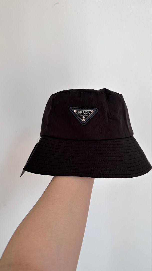 Topi prada nelayan korea bucket hat, Fesyen Wanita, Aksesoris di Carousell