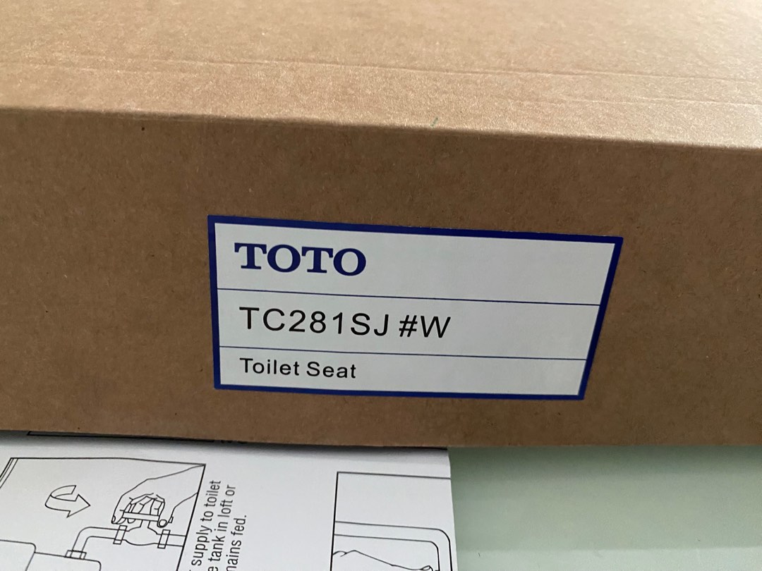 Toto soft closing 廁所板 TC281SJ, 傢俬＆家居, 浴室、廚房用品配件 - Carousell