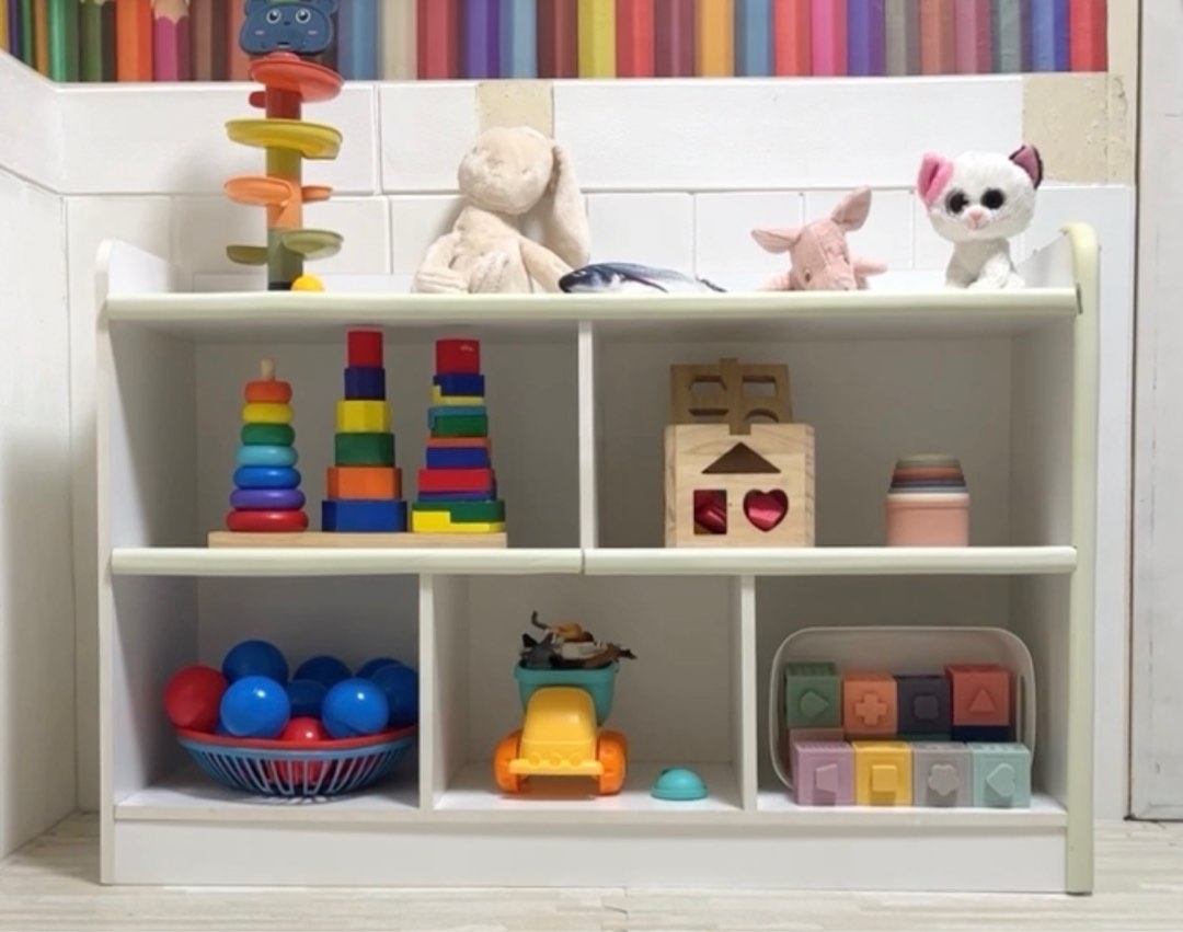 Toy Shelves on Carousell