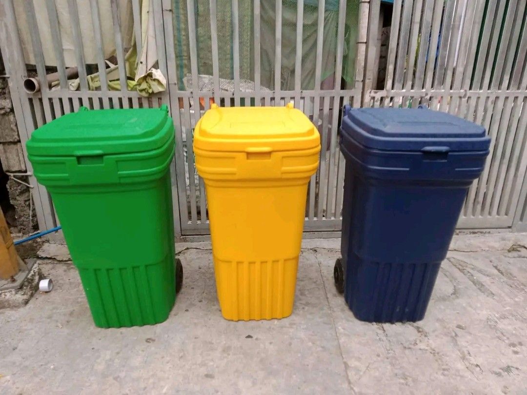 Trash bin available now for sale on Carousell