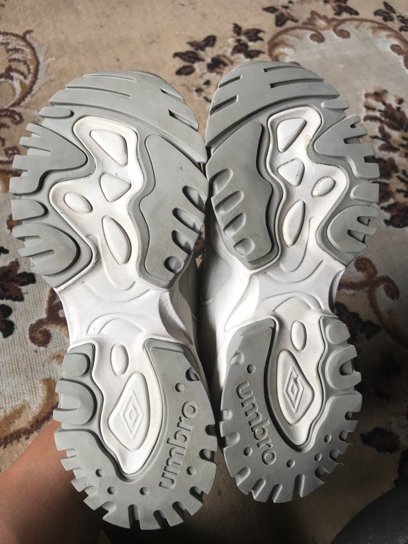 Umbro Korean Platform Shoes on Carousell