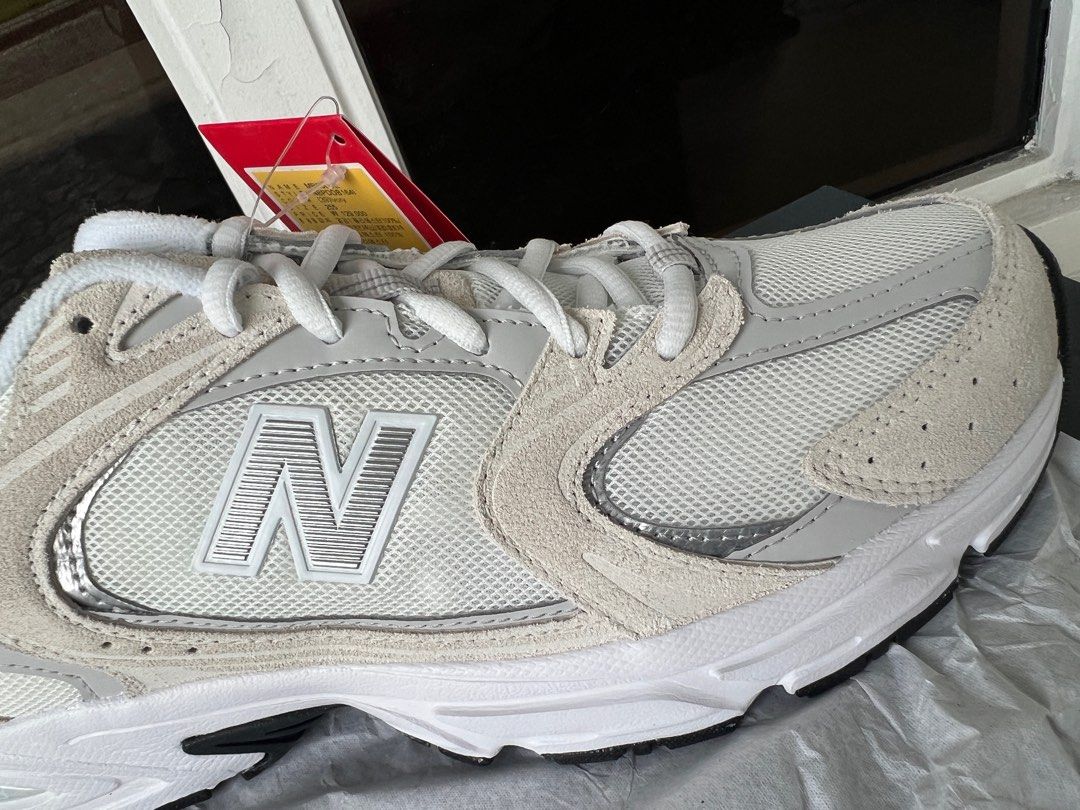 Unisex-New Balance 530CE in Seasalt on Carousell