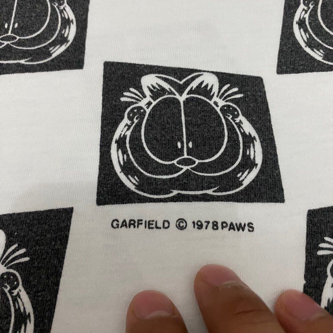 Vintage Garfield Chess Fullprint, Everything Else, Others on Carousell