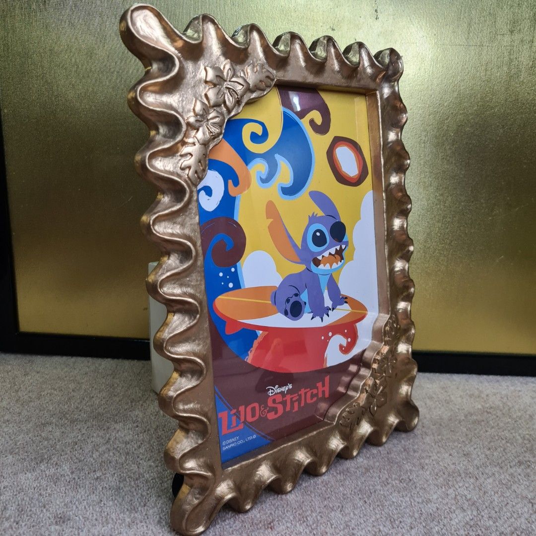 W23 x H30cm DISNEY'S LILO & STITCH SOLID GOLD RUFFLE DESIGN EDGE PHOTO ...