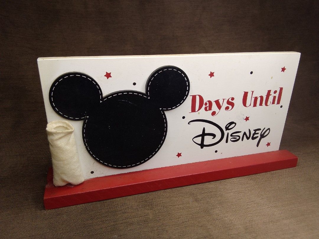 Walt Disney Countdown Chart, Furniture & Home Living, Home Decor ...