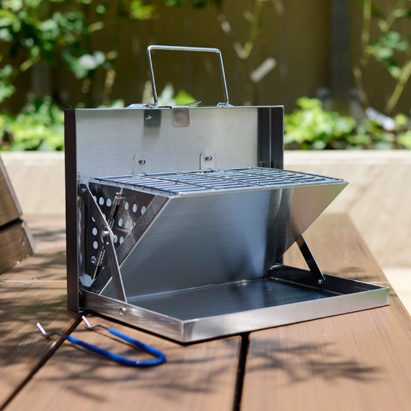 日本Whole Earth LAPTOP GRILL MINI, 運動產品, 行山及露營 - Carousell