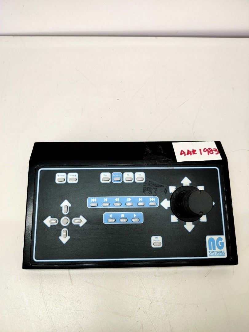 Wolfvision Visualizer, CRESTRON Tilt Touchpanel, Camera Controller ...