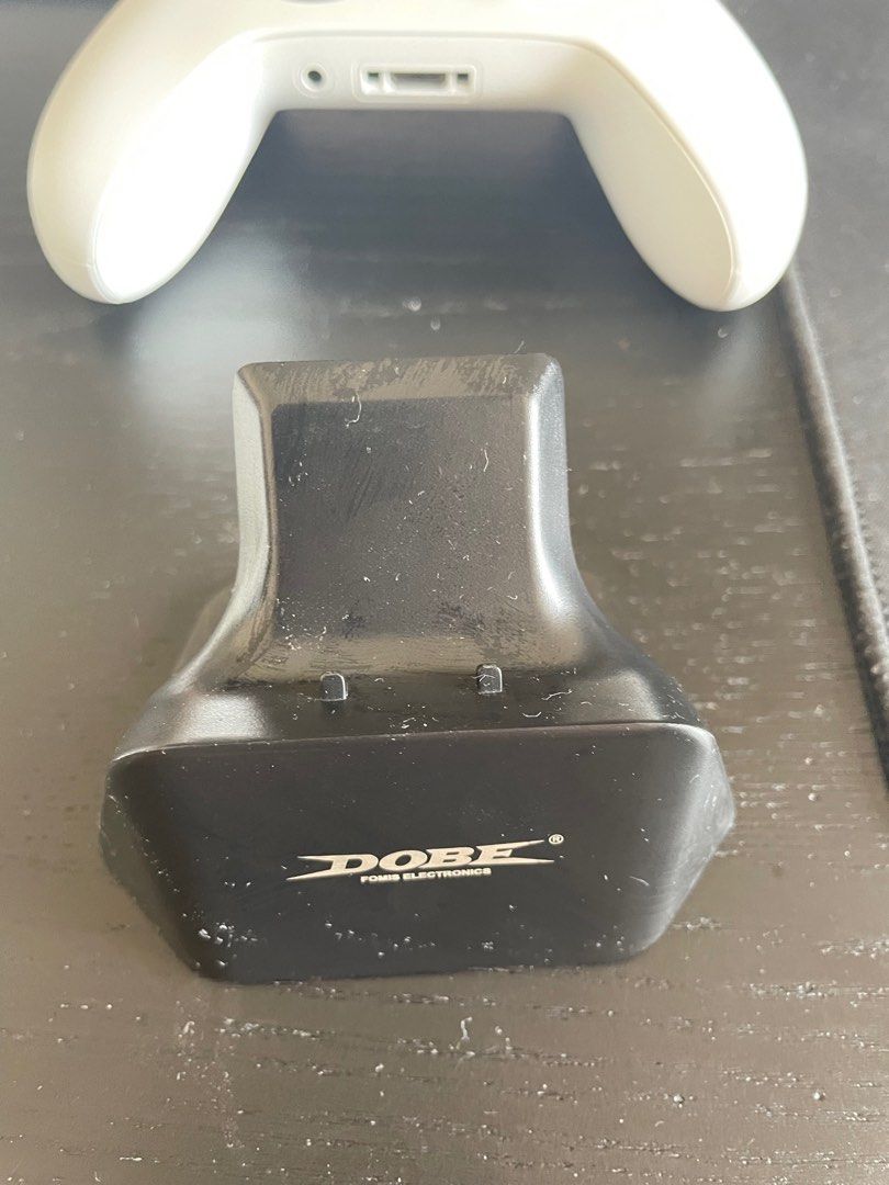 Xbox Series S Full Set with Carrying Case and Controller Stand, Video ...