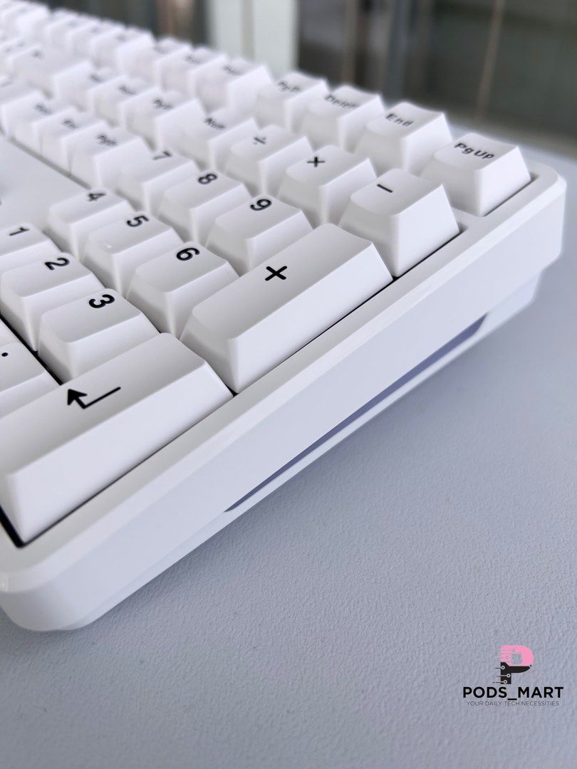100% 108% Full Sized Custom Mechanical Keyboard (WOB white keycaps), Computers & Tech, Parts ...