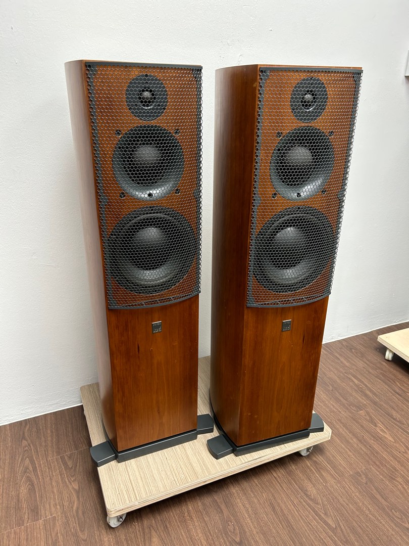 ATC SCM40 v2 Floorstanding Speakers, Audio, Soundbars, Speakers ...