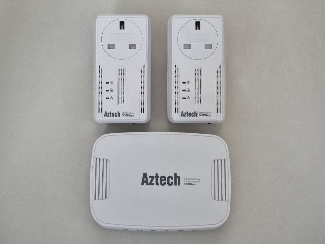Aztech - Gigabit 4-ports Switch plus HomePlug AV (500Mbps), Computers ...