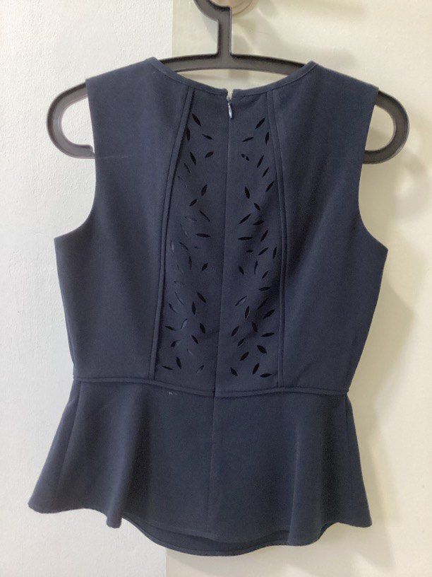 Banana republic laser cut top, Women's Fashion, Tops, Sleeveless on ...