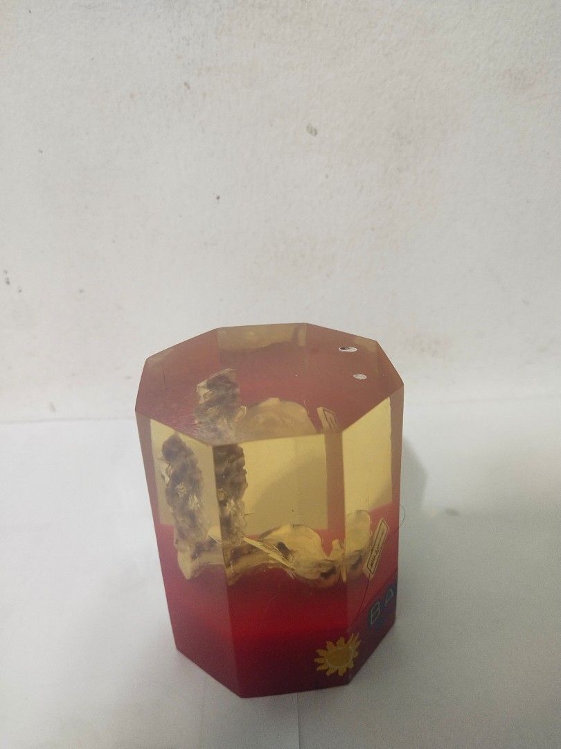 "Banco Filipino" 30th Anniversary Souvenir/Clear Resin-encased Acrylic ...