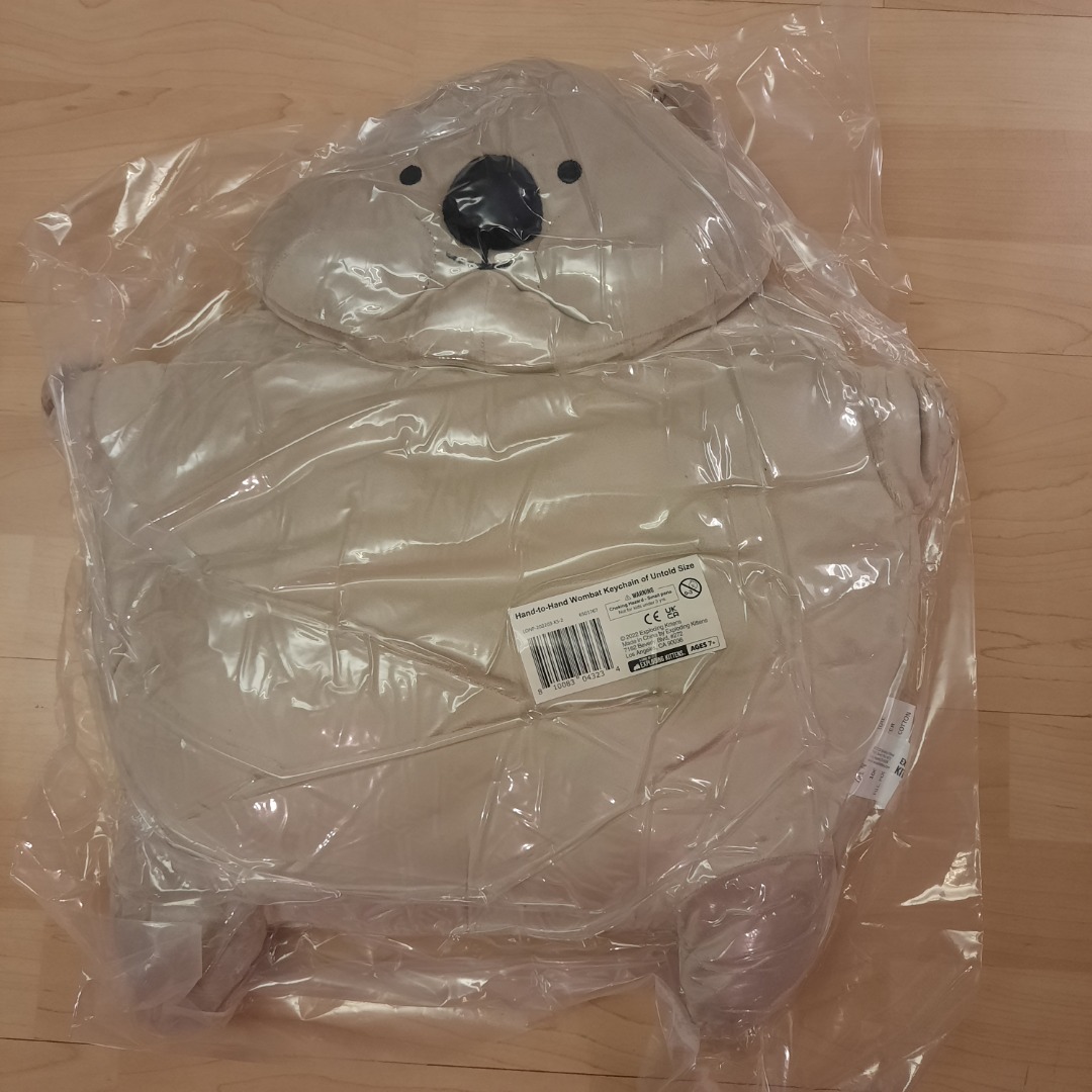 (BRAND NEW) (KICKSTARTER EXCLUSIVE) Hand-to-Hand Wombat Keychain of ...