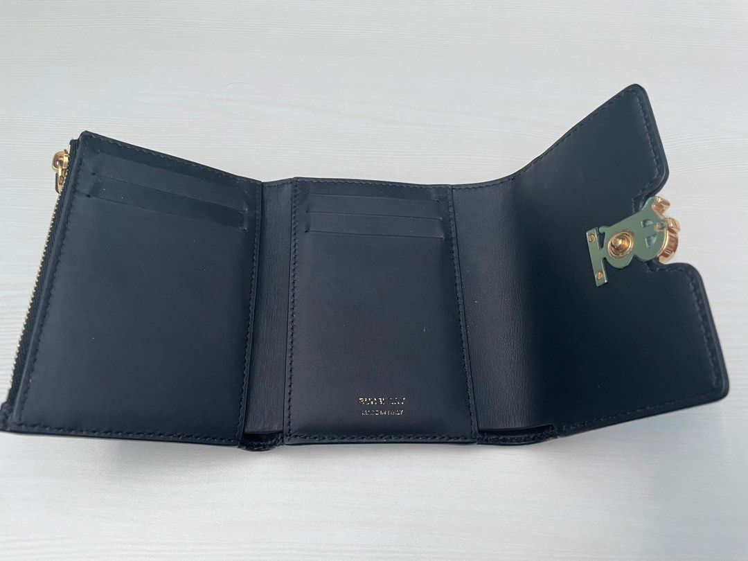 Burberry Compact wallet, Women's Fashion, Bags & Wallets, Wallets ...
