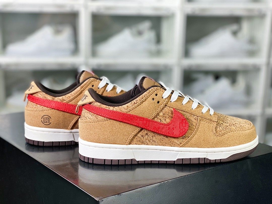 Clot x Nike SB Dunk Low"20th Anniversary/Cork", 男裝, 鞋, 波鞋 - Carousell