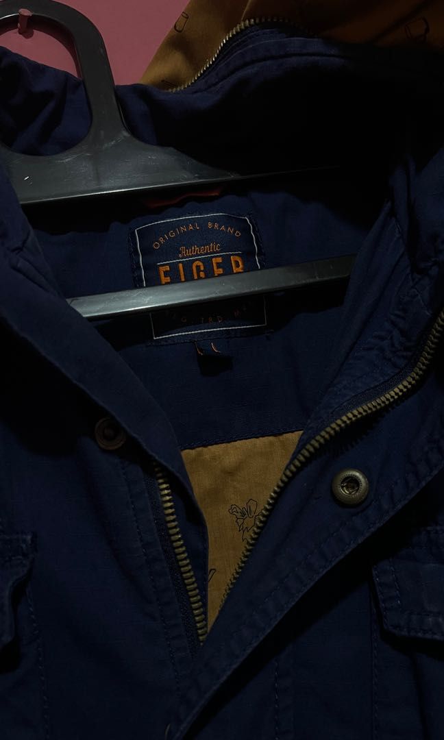 Eiger parka tracking gunung, Fesyen Pria, Pakaian , Baju Luaran di ...