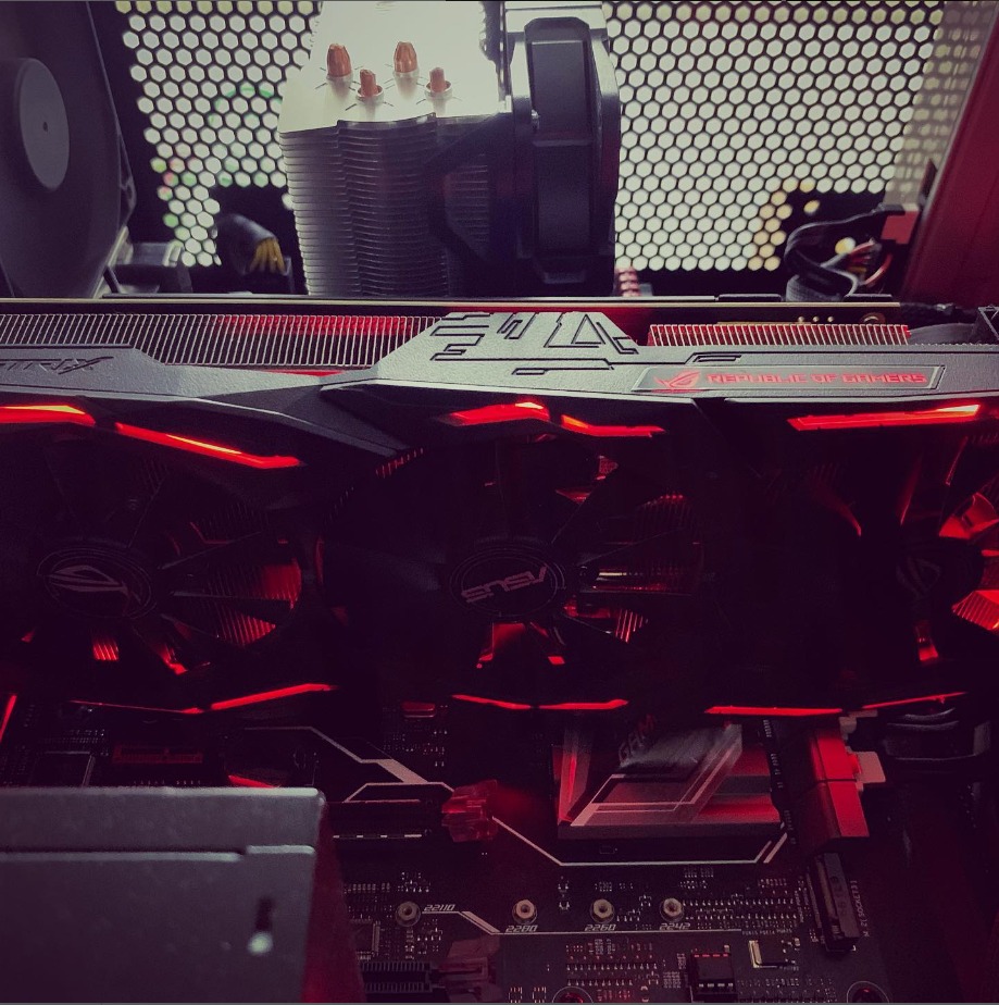 Full gaming setup for sale GTX 1060 6GB i7-7700k, Benq Zowie XL2411p ...