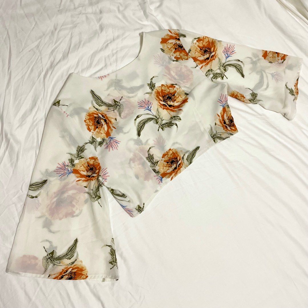 Fulvia Crop Top | y2k minimal minimalist minimalism business casual ...