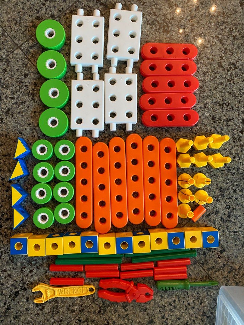 Gigo building blocks, Hobbies & Toys, Toys & Games on Carousell