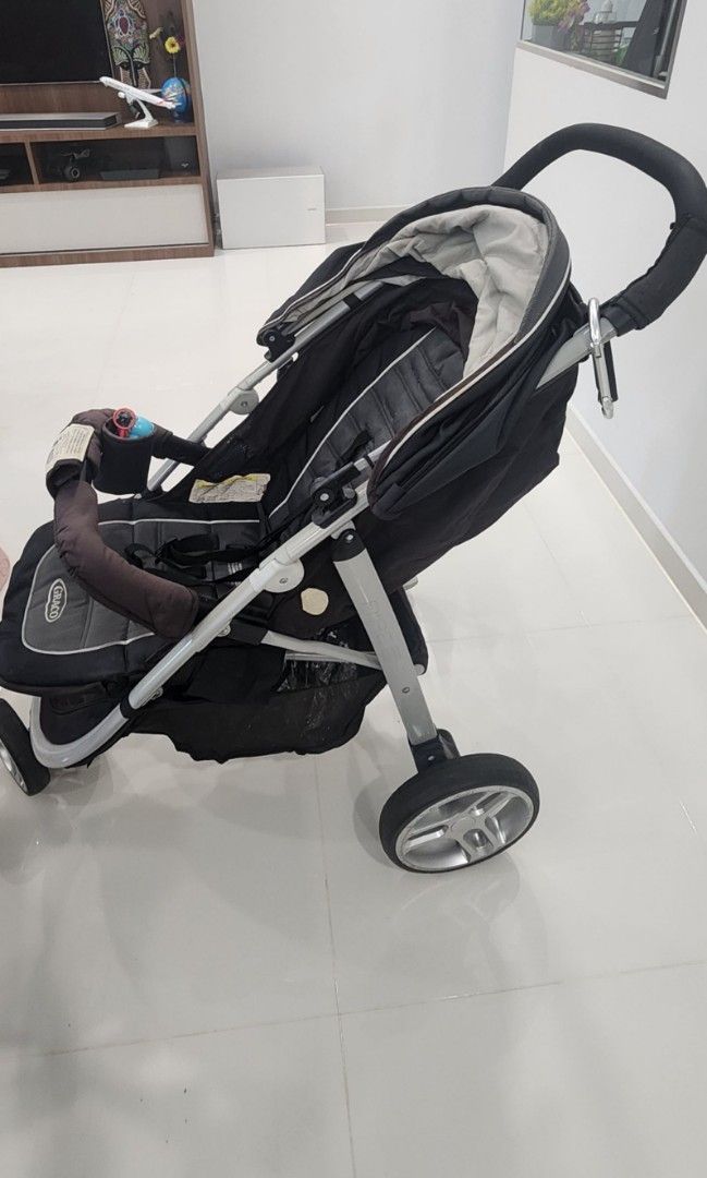 Graco stroller, Babies & Kids, Going Out, Strollers on Carousell