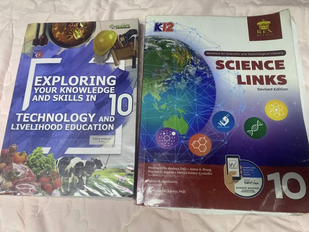 Grade 10 - books, Hobbies & Toys, Books & Magazines, Textbooks on Carousell