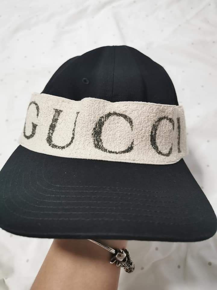 Gucci Caps, Luxury, Accessories on Carousell