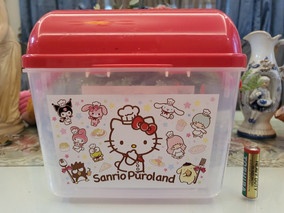 Hello Kitty Plastic Container w/ Handle on Carousell