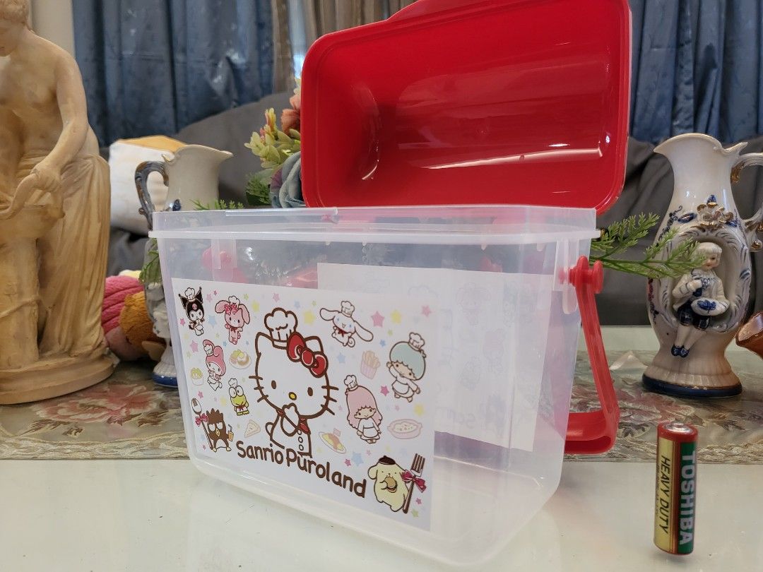Hello Kitty Plastic Container w/ Handle on Carousell