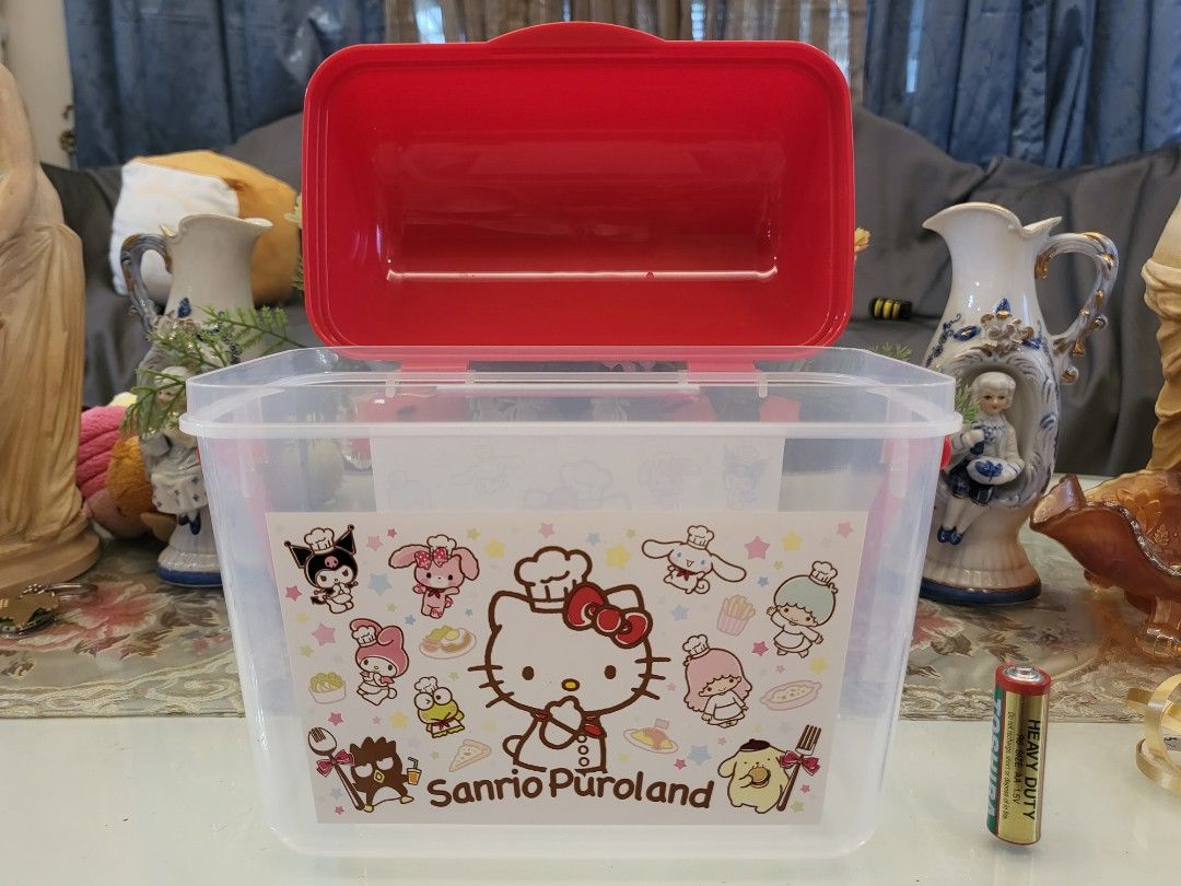 Hello Kitty Plastic Container w/ Handle on Carousell
