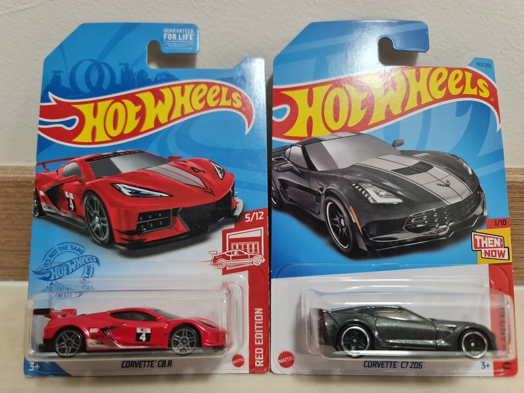 Hotwheels Corvette C8.R & C7 Z06, Hobbies & Toys, Toys & Games on Carousell